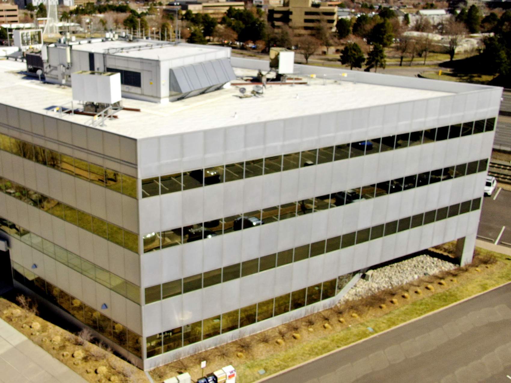 Modern Roof Co Denver CO - Commercial Roofing Contractor